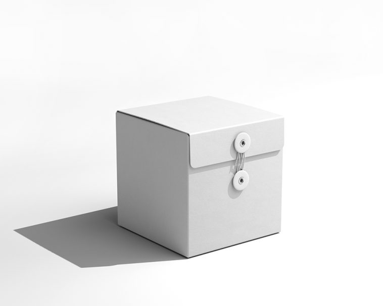 Free Square String Gift Box Mockup - Free Packaging Mockup