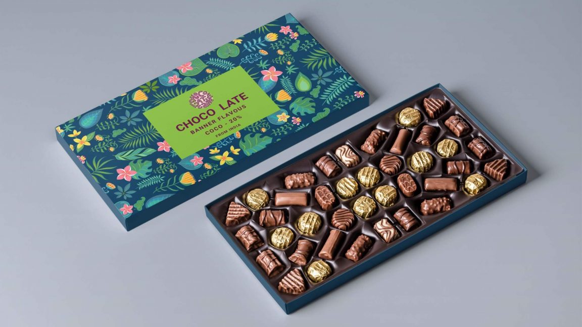 Free Luxury Chocolate Packaging Gift Box Mockup - Free Package Mockups