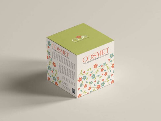 Free Isometric view Free Product Packaging Paper Box Mockup - Free ...