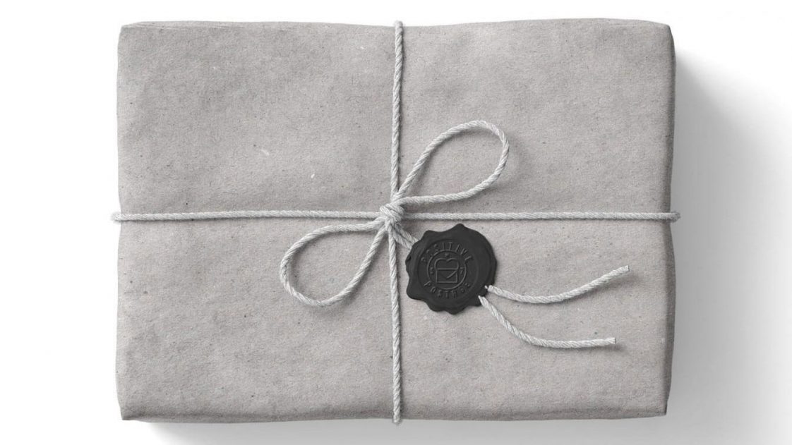 Free Packet Mockup - Free Package Mockups